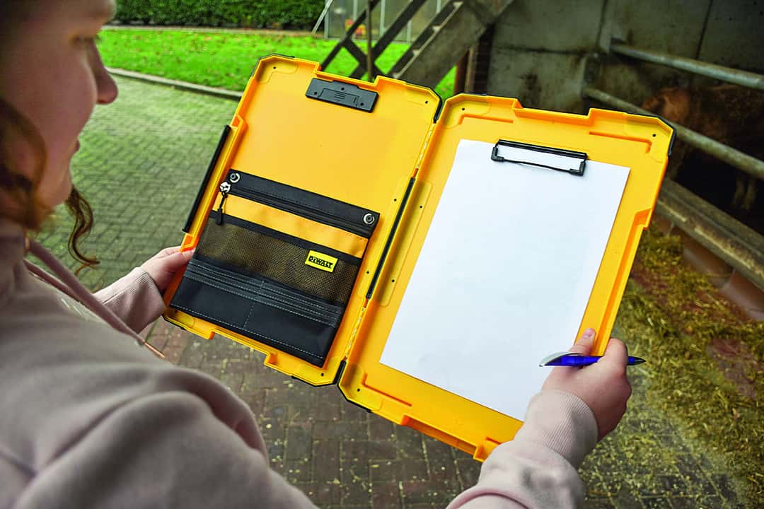 LED-beleuchtetes Clipboard von Dewalt | top agrar online