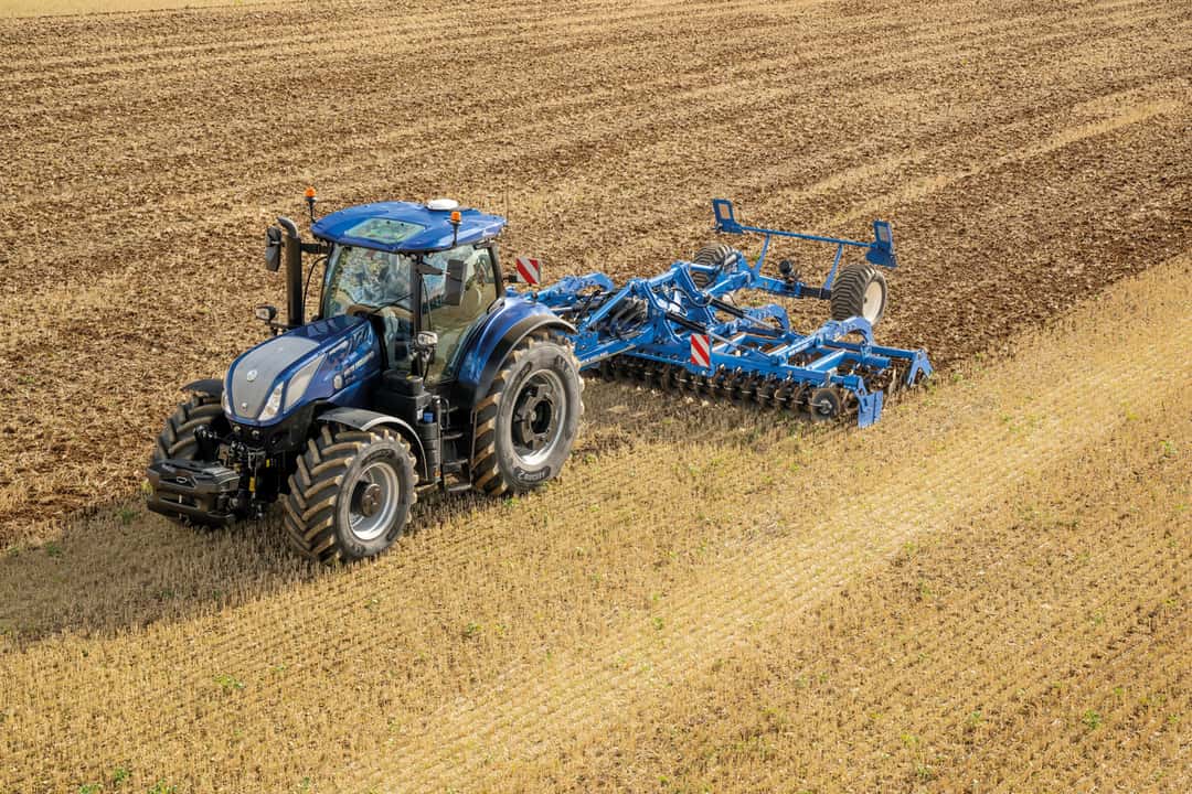 New Holland T7.300 PLMi erweitert Baureihe um 280 PS-Modell | top agrar ...