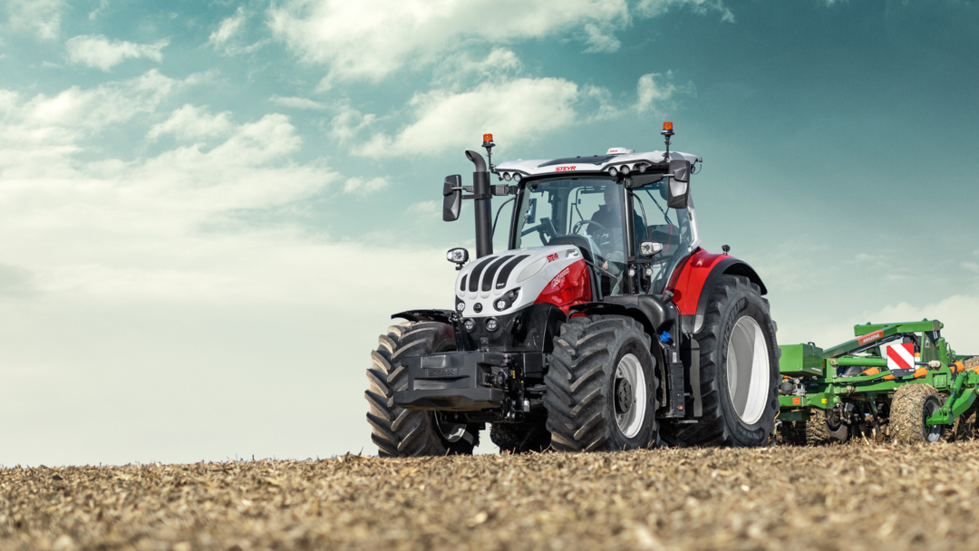 Neuer Leistungsträger: Steyr stellt Absolut 6280 CVT vor | top agrar online