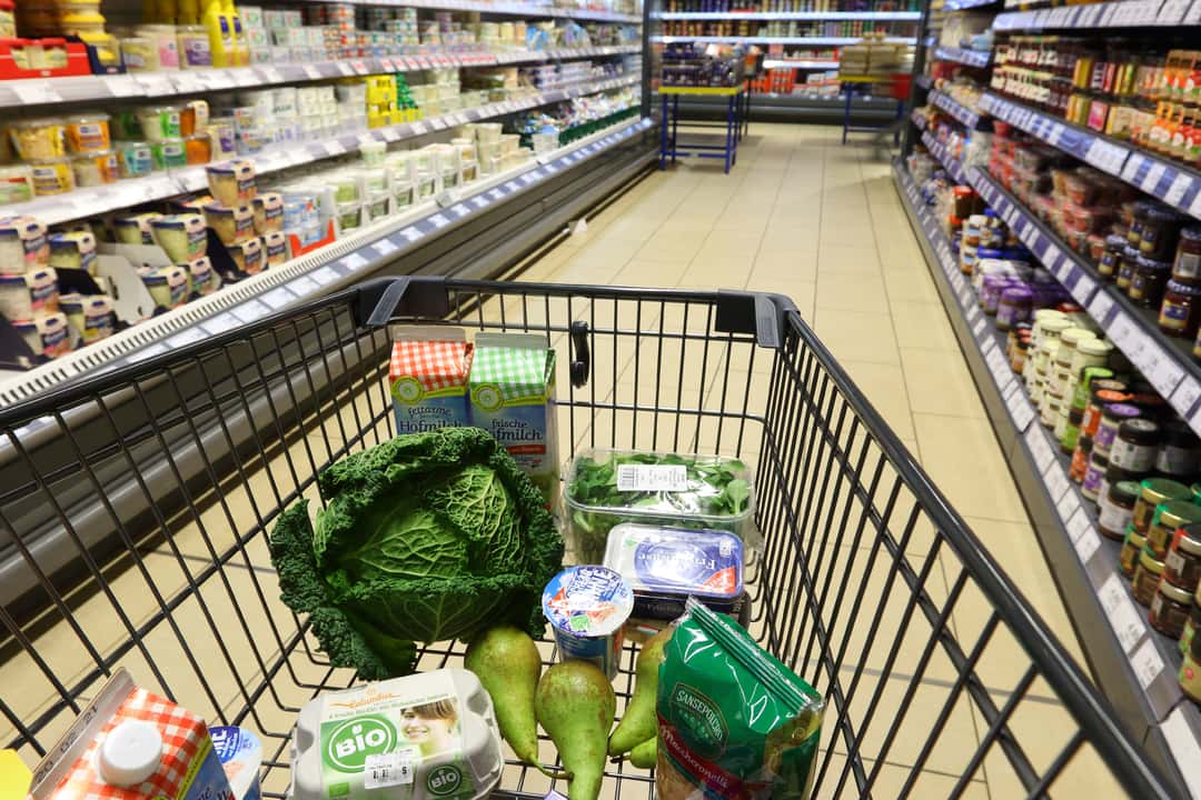 Inflation sinkt – doch Lebensmittel verteuern sich weiter | top agrar online