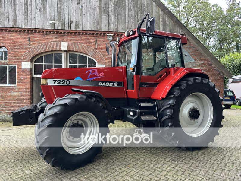 Case IH Magnum 7220 Pro