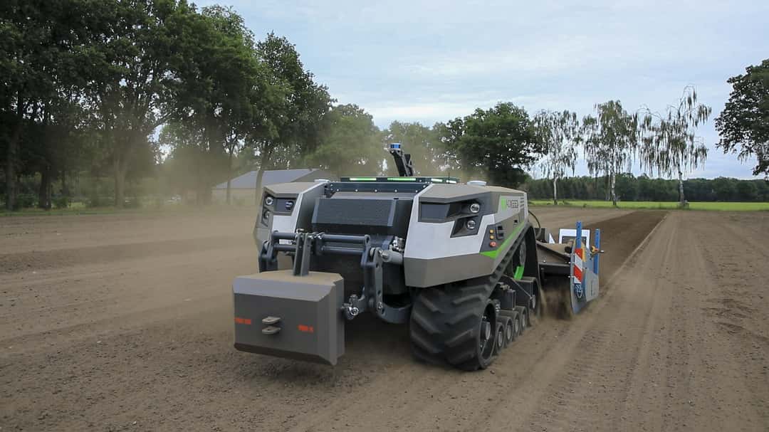 Autonome Landmaschinen: Aktuelle Nachrichten & Meldungen im Überblick ...