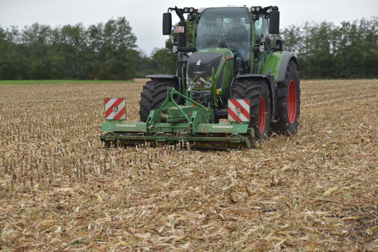 Traktoren mit Frontanbau - diese Regeln sollten Landwirte kennen | top ...