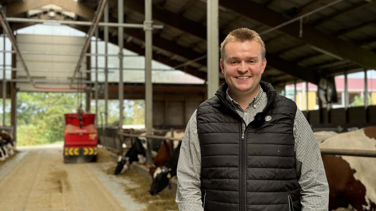 Live auf der EuroTier 2024: Landwirt erklärt, warum er sich für eine ...