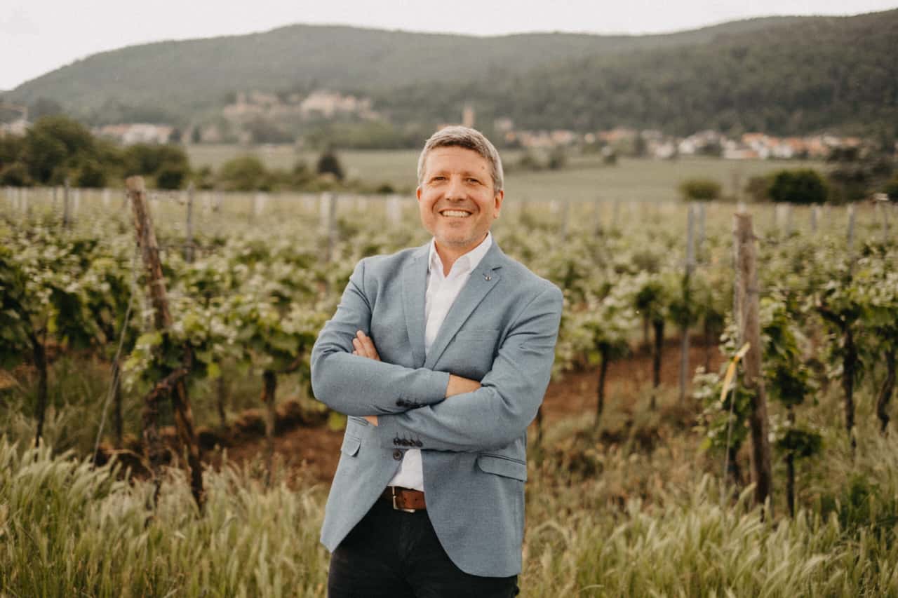 Das ist der neue Hauptgeschäftsführer beim Bauern- und Winzerverband ...