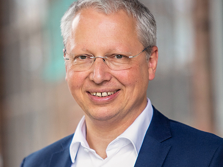 Zukunftsforscher stellt spannende Fragen an die Landwirtschaft | top agrar