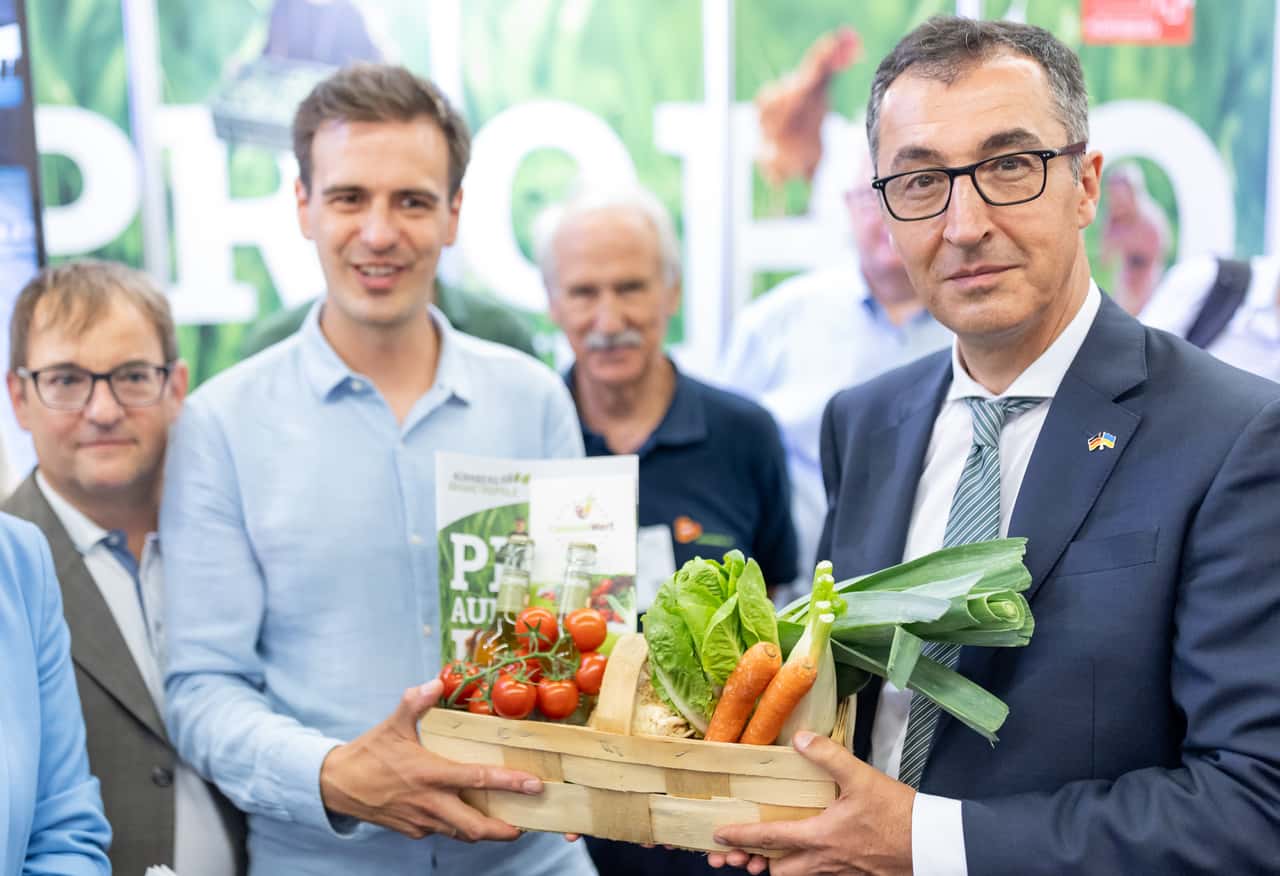 Lebensmittelpreise: Özdemir will Mehrwertsteuer für gesunde ...