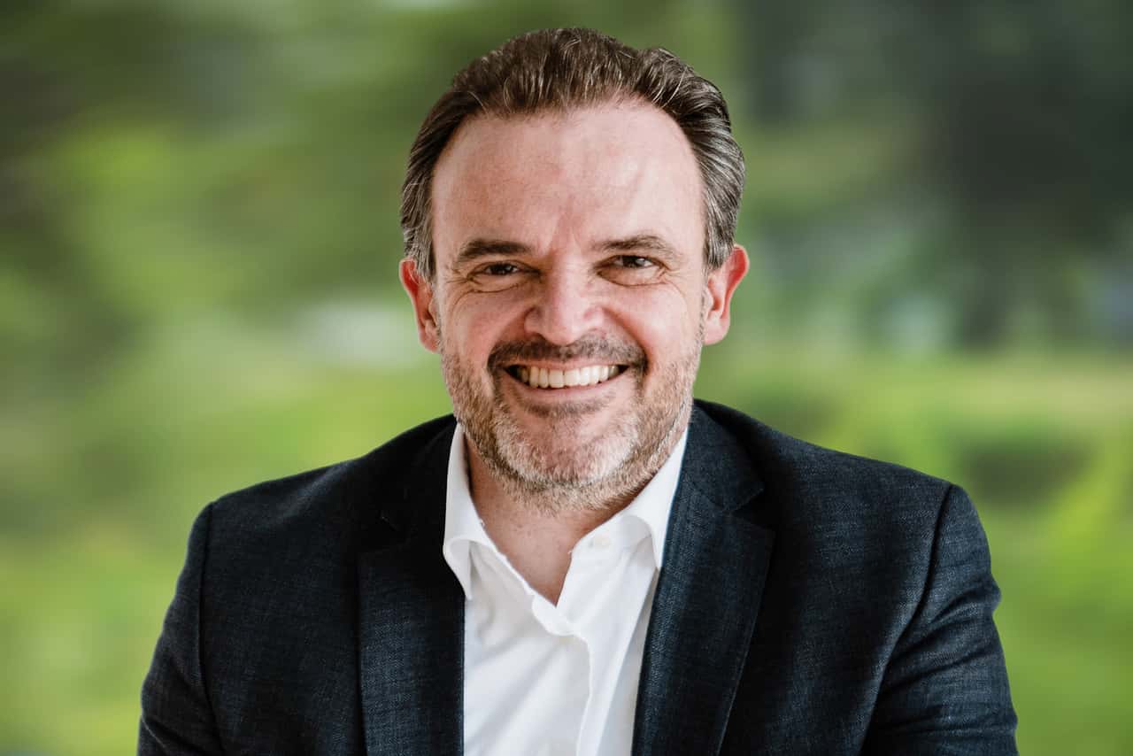 Bayer Crop Science: Peter Müller gibt Chefposten an Karin Guendel ...