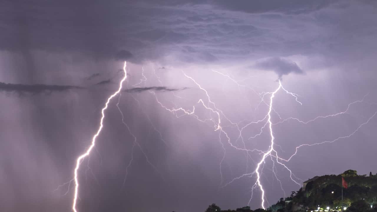 Landwirten in Süddeutschland drohen schwere Hagelgewitter mit Sturm ...