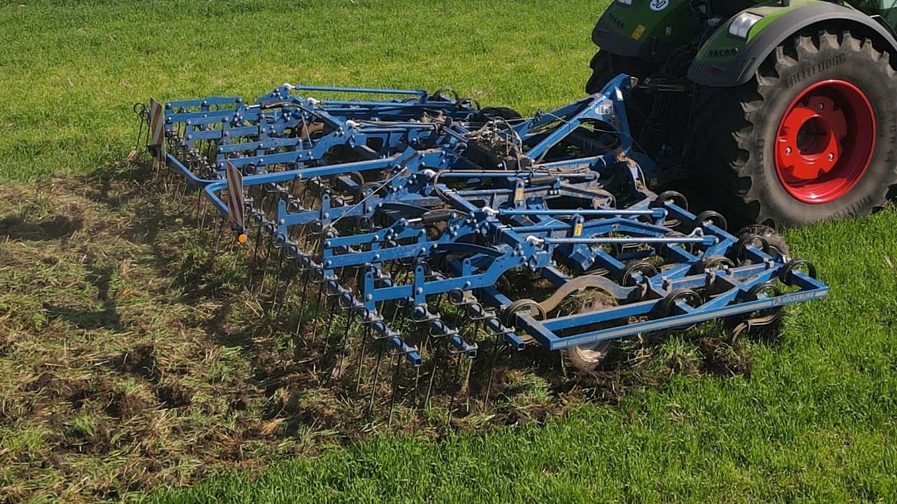 Agritechnica News: Neuer Feingrubber Bio-Allrounder 700 perfektioniert die flache Bodenbearbeitung